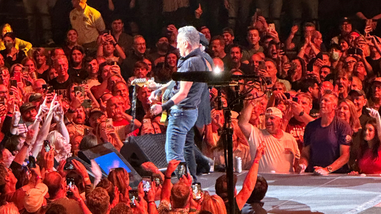 Unleashing Your Inner Leader: Lessons from Bruce Springsteen Unleashing Your Inner Leader: Lessons from Bruce Springsteen